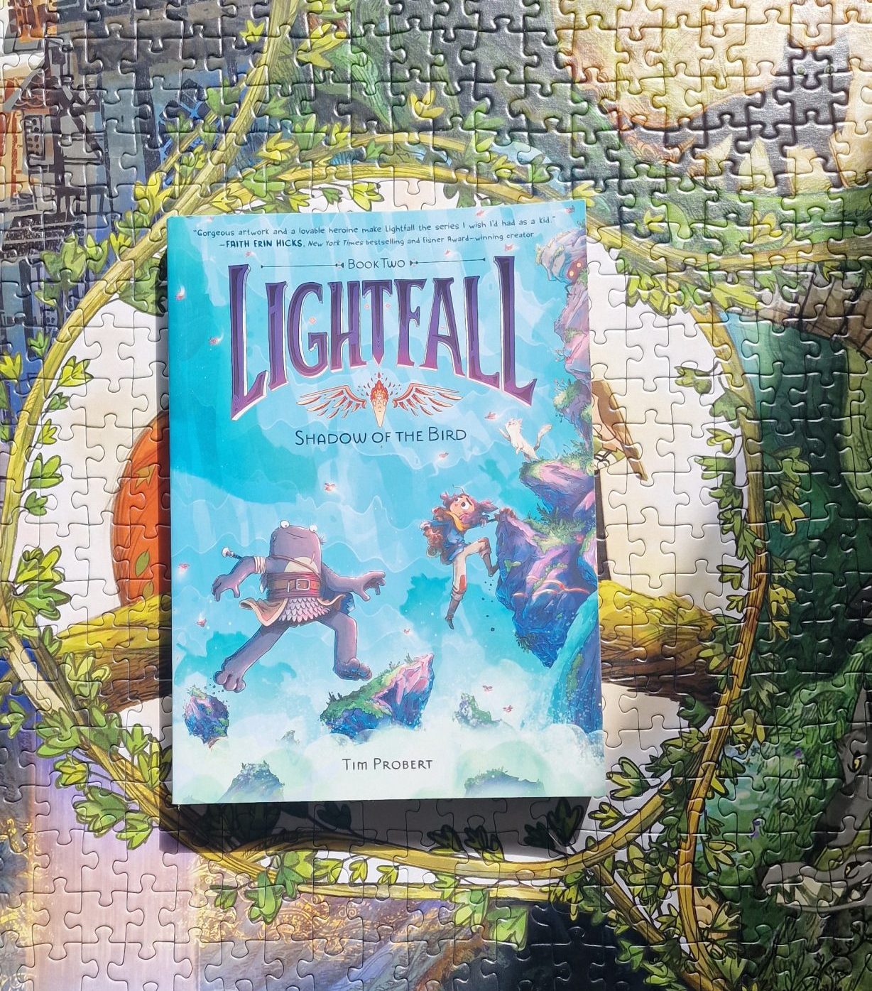 Moon Reads: Lightfall – Shadow of the bird – The Constellation of Moon